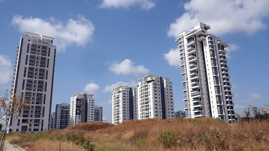 Apartment Prices Are Falling Refreshing News For Young Couples Time apartment-prices-are-falling-refreshing-news-for-young-couples-time
