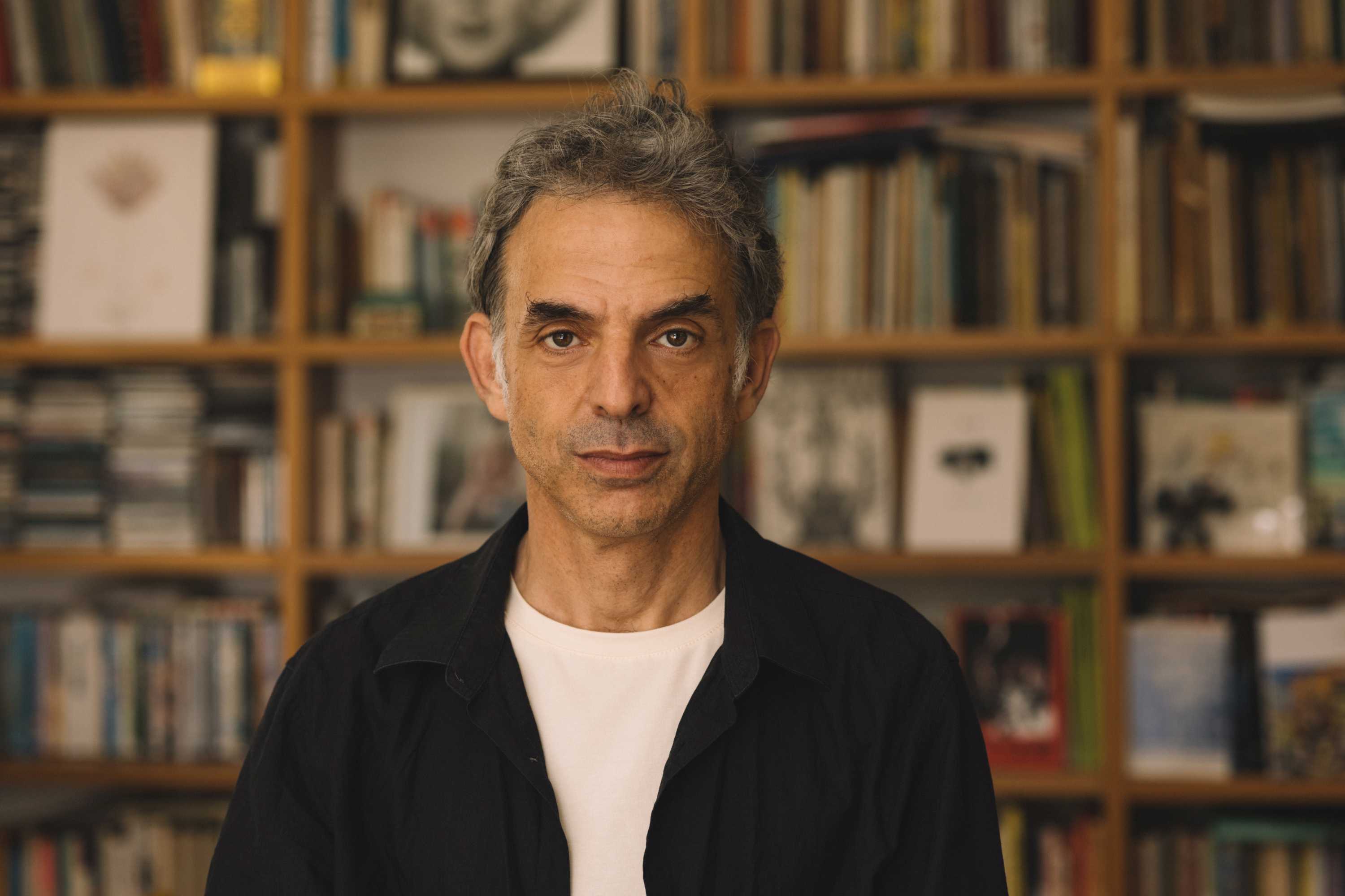 אתגר קרת זוכה לכבוד: "רוח חדשה ומאווררת" - אייס