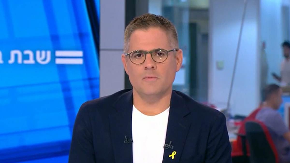 מגיש חדשות 12 באמירה חריגה בשידור: "הוא הבעיה" - אייס